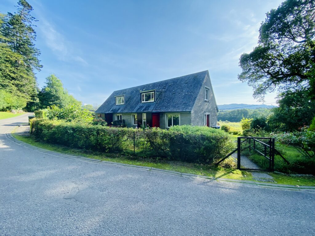 2 Hydro Houses, Inverawe, Taynuilt, Argyll - Argyll Estate Agents