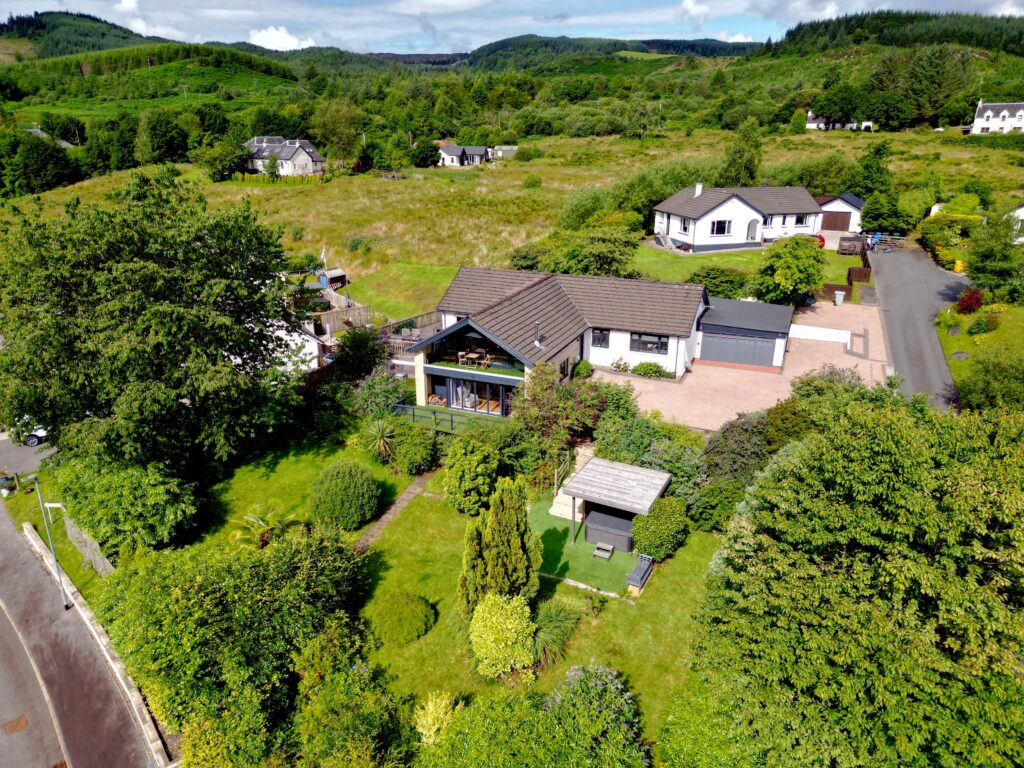 Tigh Na Bruaich, Victoria Park, Minard, By Inveraray, Argyll - Argyll ...